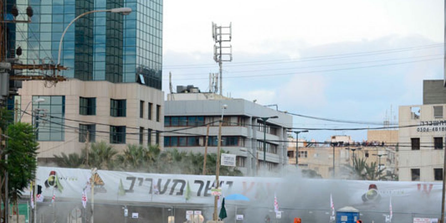 Maariv-Brücke gesprengt | Jüdische Allgemeine