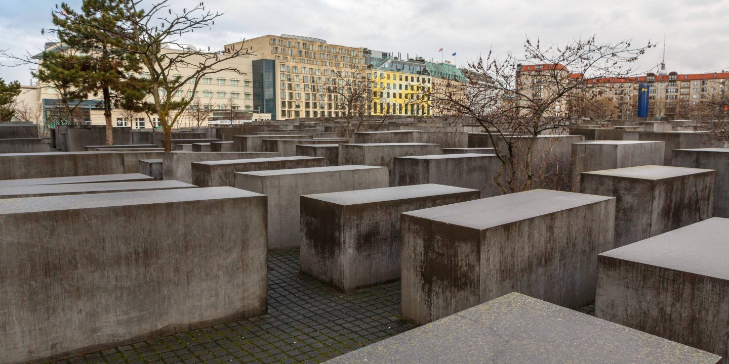 Test-Sanierung am Holocaust-Mahnmal | Jüdische Allgemeine