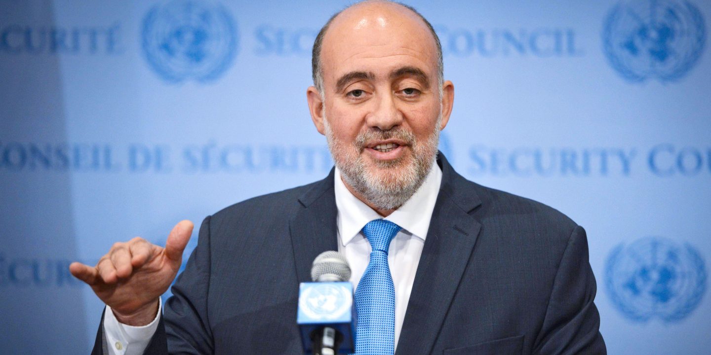 Israels neuer Botschafter Ron Prosor in Berlin gelandet | Jüdische ...