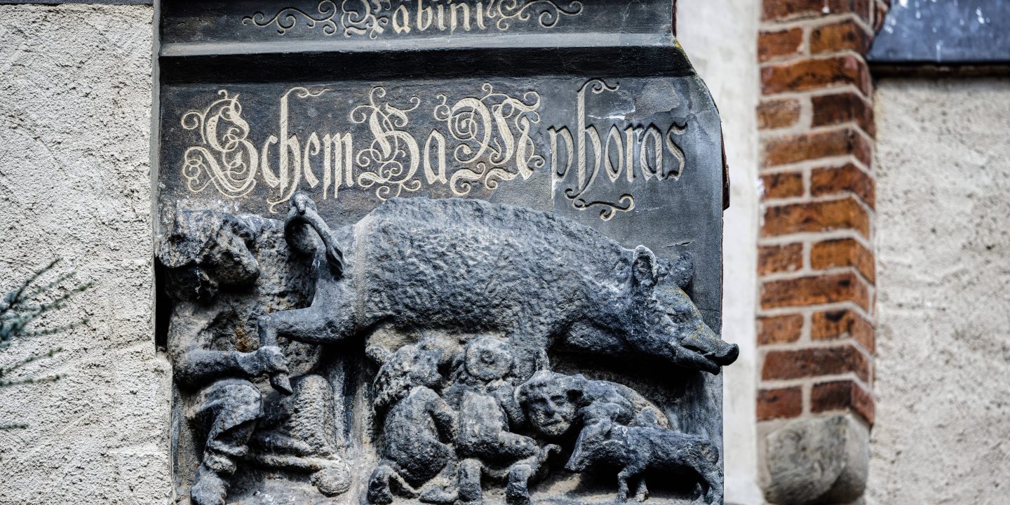 Felix Klein: Verbleib von „Judensau“ unvereinbar mit Kulturerbestatus ...