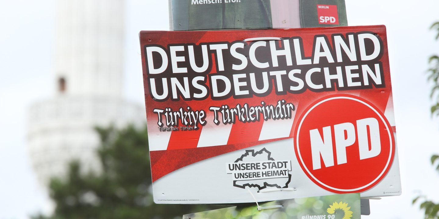 Karlsruhe verhandelt ohne NPD zu Ausschluss von Parteienfinanzierung ...