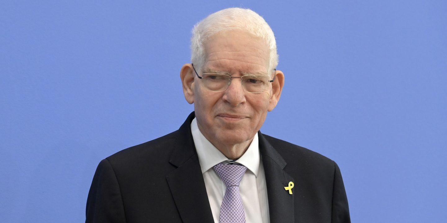 Schuster Calls Arrest Warrant Against Netanyahu „Absurdity“ | Jüdische ...