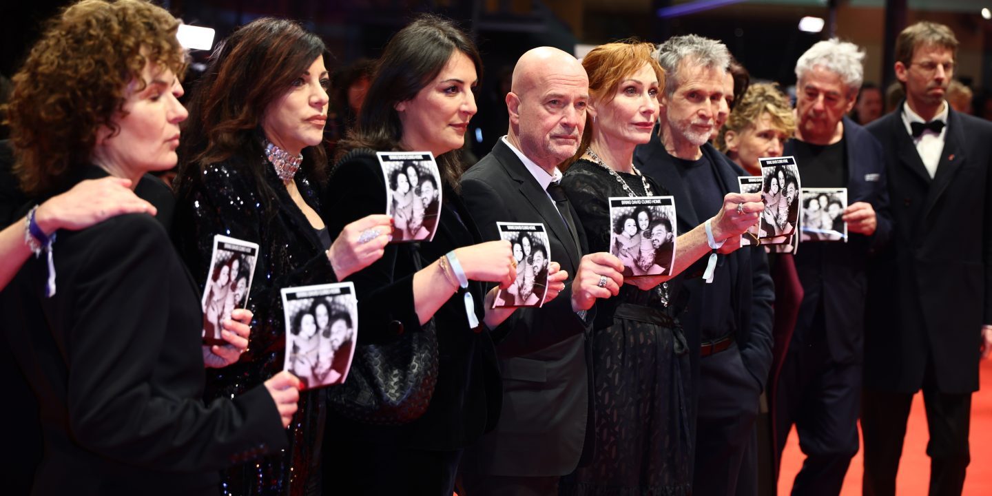 Berlinale-Schauspieler solidarisieren sich mit israelischer Geisel ...