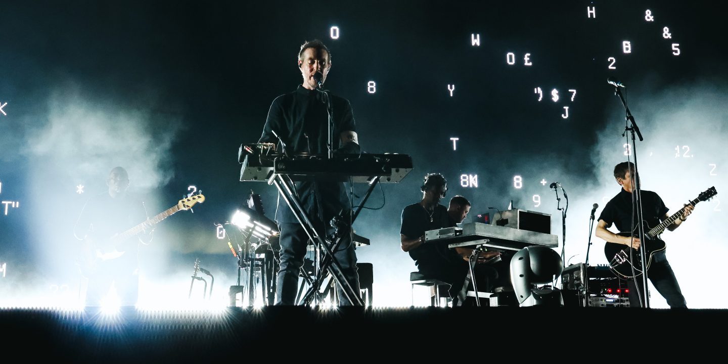 Kneecap und Massive Attack wollen andere israelfeindliche Bands unterstützen | Jüdische Allgemeine